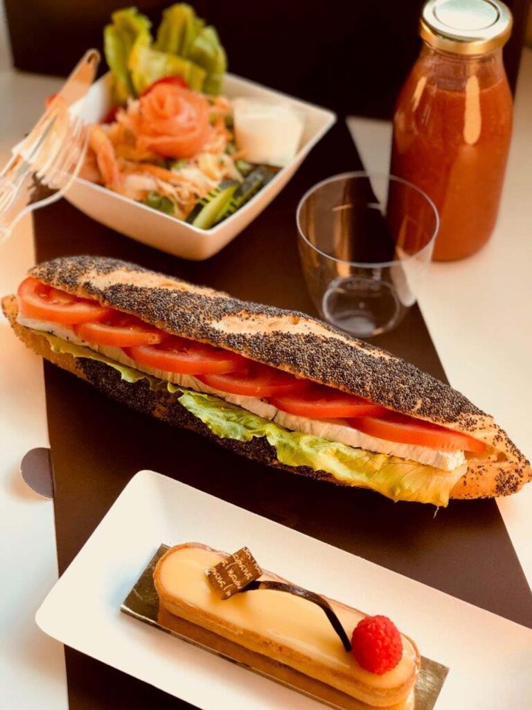 PLATEAUX ET COFFRETS REPAS Maymana
